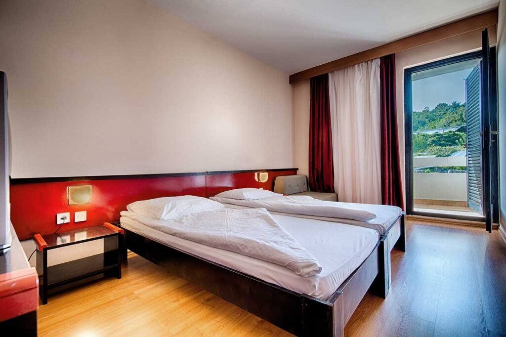 Hoteli Vis - Hotel Issa